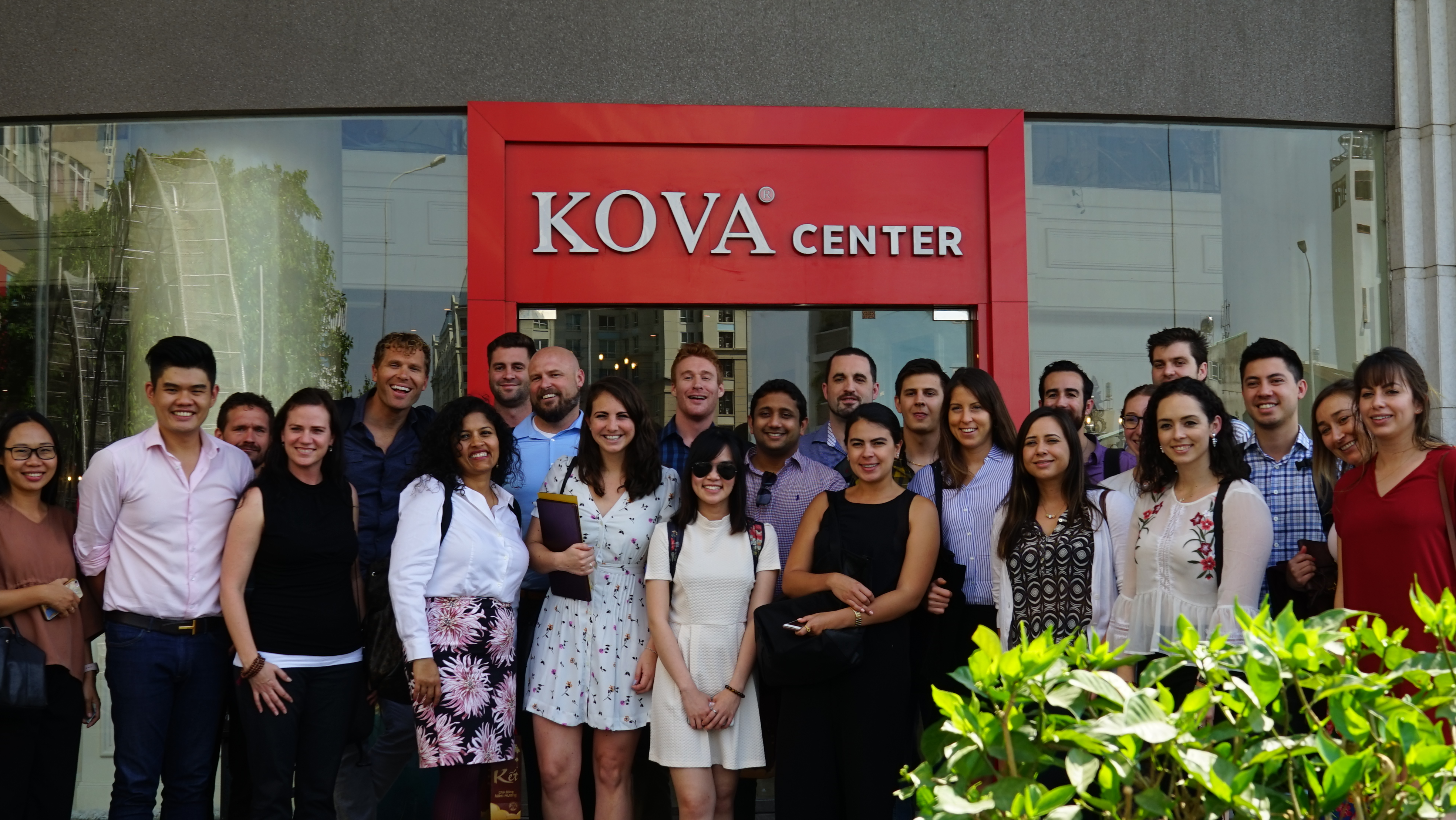 KOVA ĐÓN TIẾP SINH VIÊN ĐẠI HỌC SAN DIEGO, HOA KỲ
